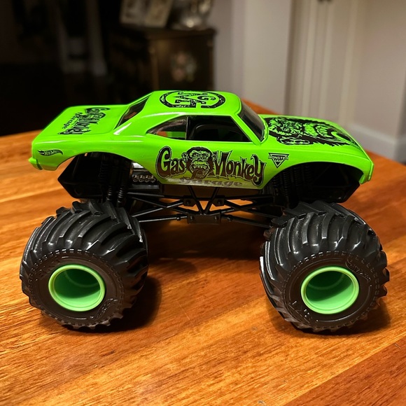 Hot Wheels | Toys | Monster Jam Gas Monkey Garage Diecast Monster Truck ...